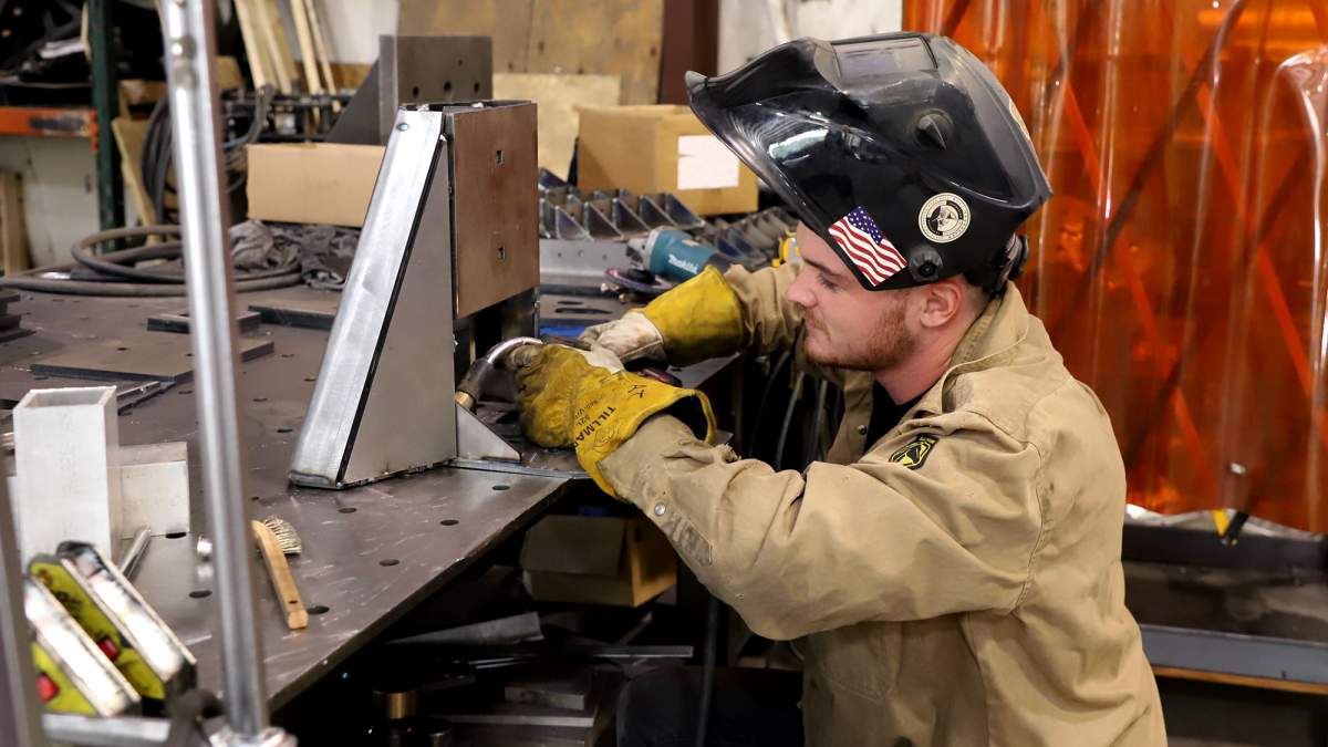 Careers | Howe & Howe Technologies